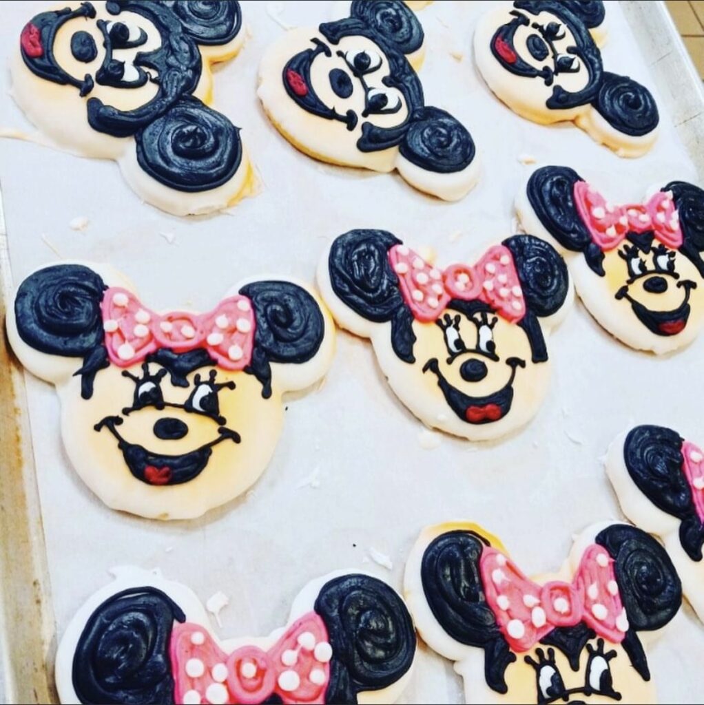 Minnie and Mickey | Wedding Cakes Minneapolis Bakery Farmington Bakery