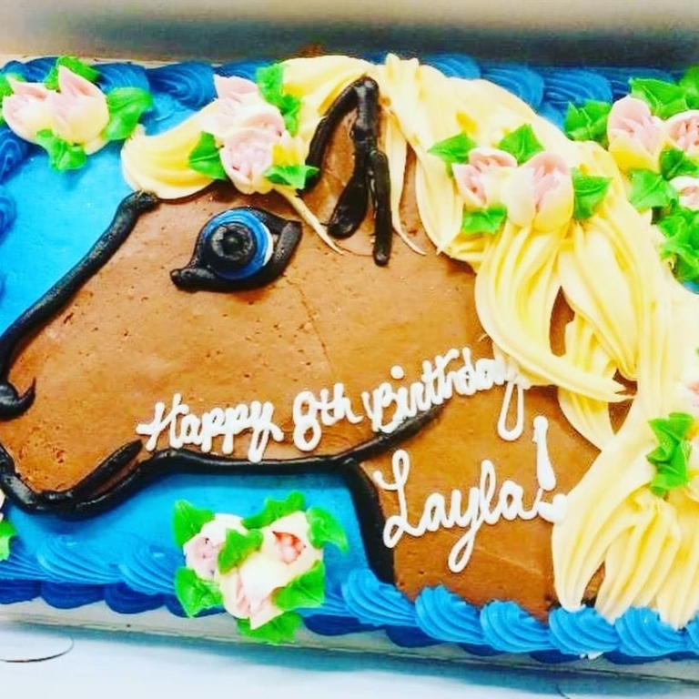 Horse Cake | Wedding Cakes Minneapolis Bakery Farmington Bakery